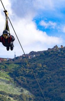 Ziplinein Italy | Freedome