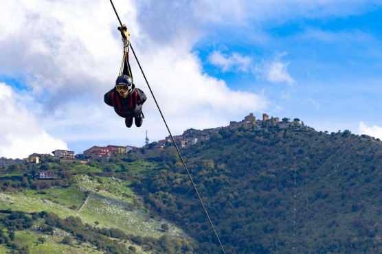 Ziplinein Italy | Freedome